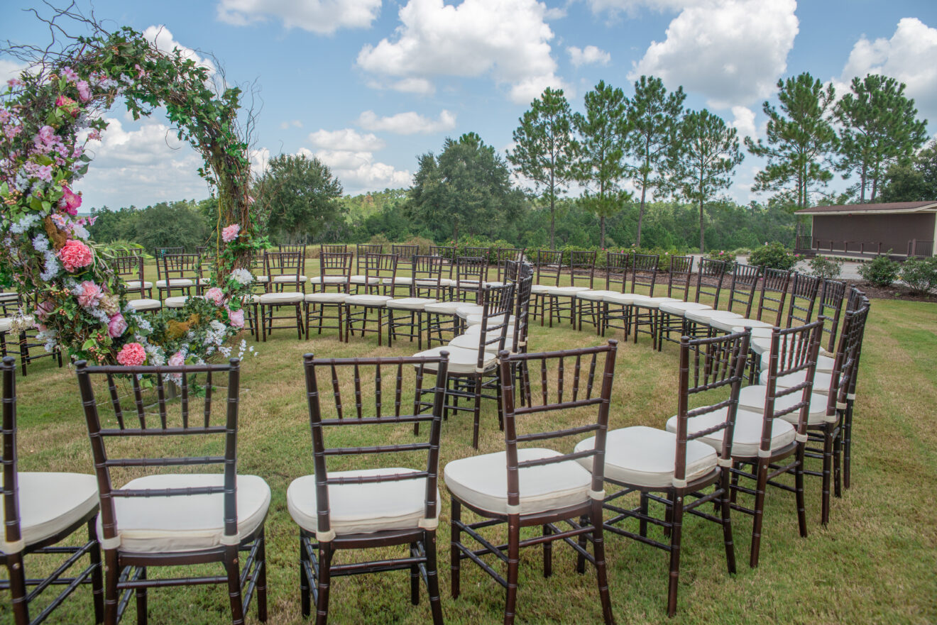 Trending: Serpentine Aisles and the Unconventional Layouts, Redefining ...